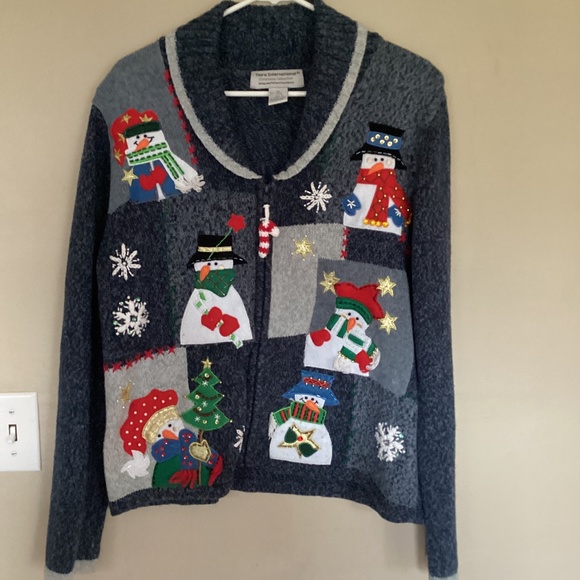 Tiara | Sweaters | Vintage Tiara International Christmas Collection ...